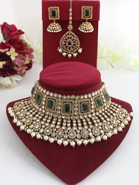 Ashna Necklace Earrings Tikka Set – Indiatrendshop